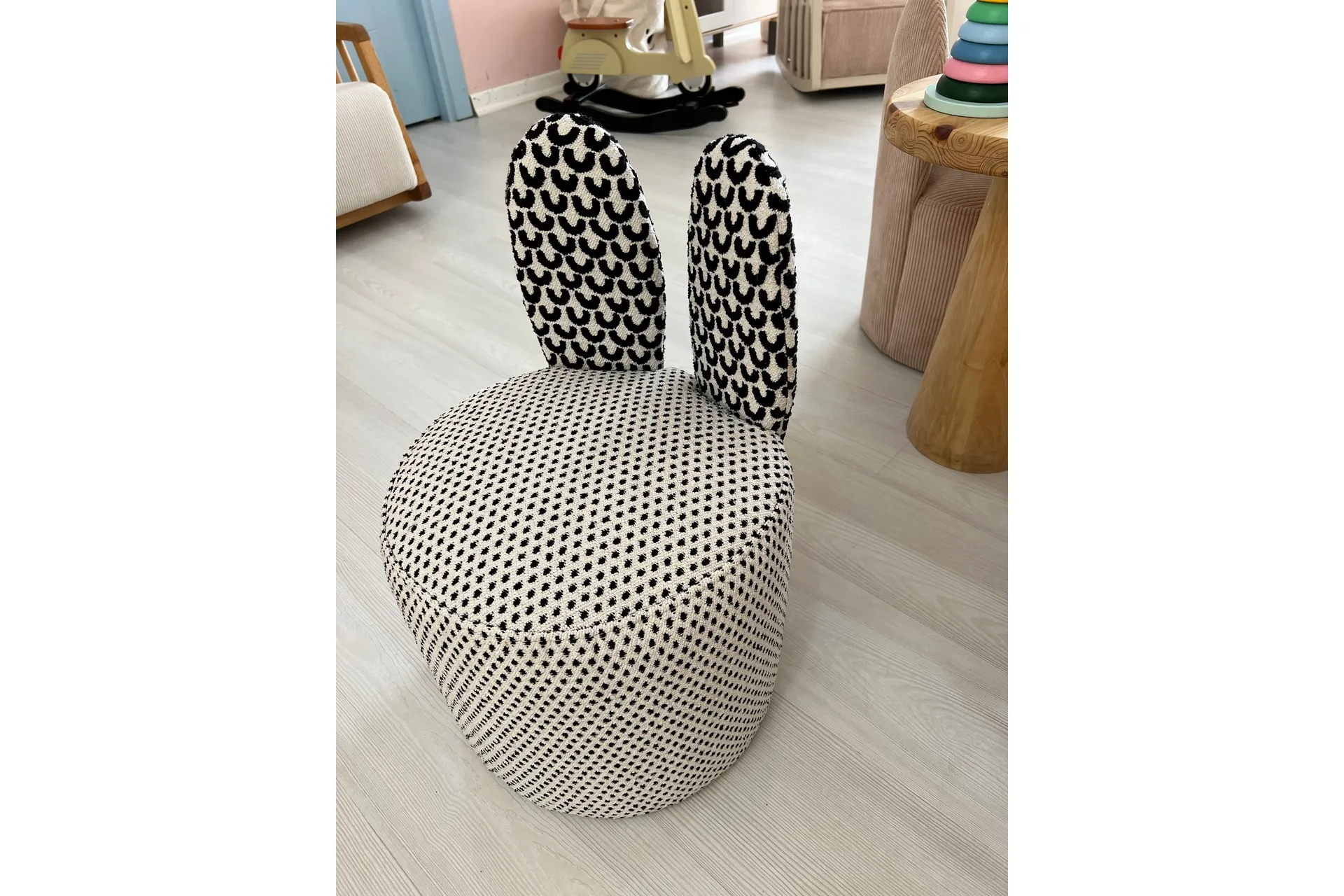 Tavsan Fåtölj - Möbler - Furniturebox