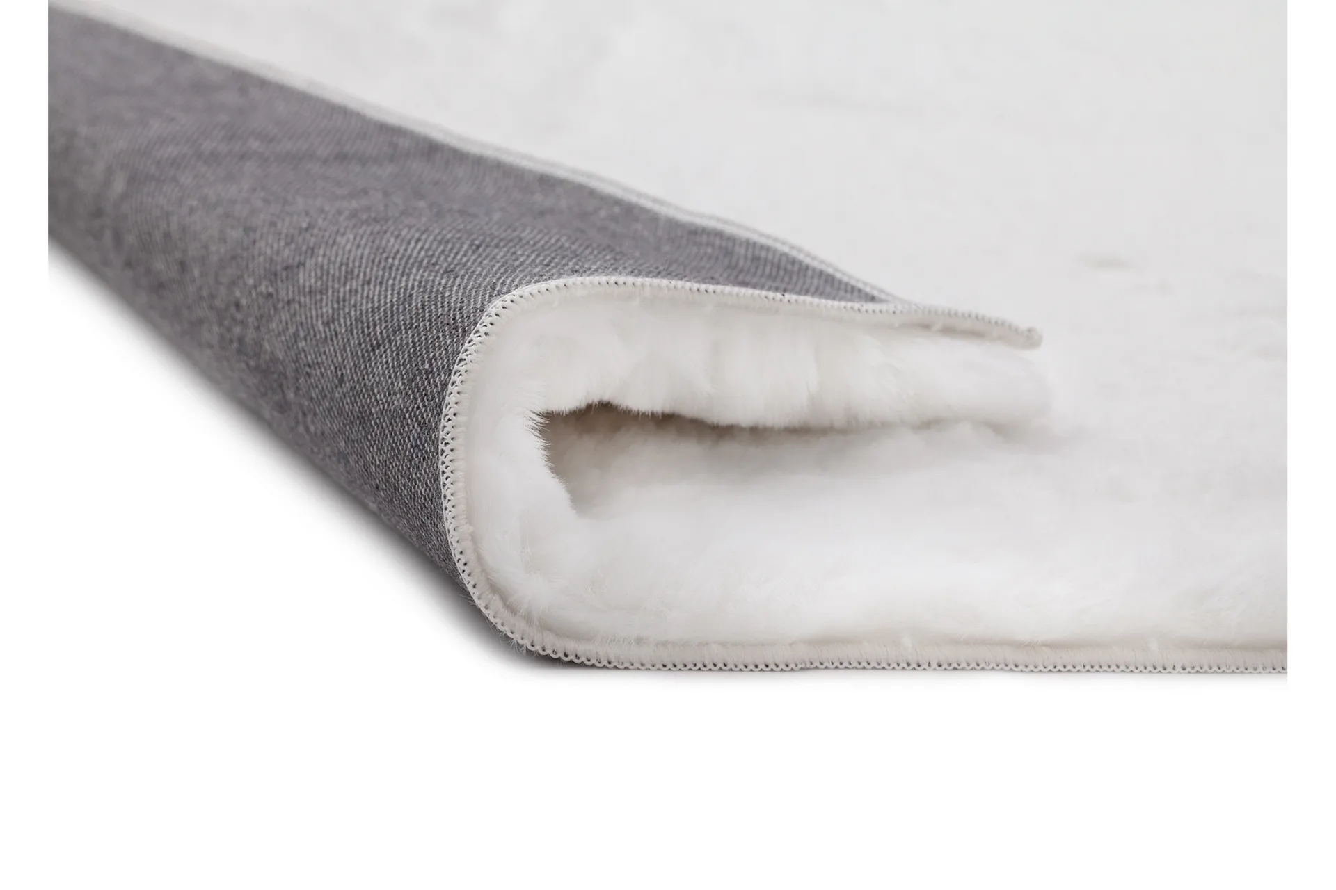 Heaven Deluxe Ryamatta 240x340 cm Vit - Textil & mattor - Trademax